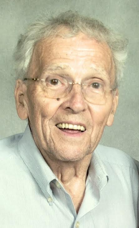 Robert (Bob) James Navarra, 91 – WTRE Radio