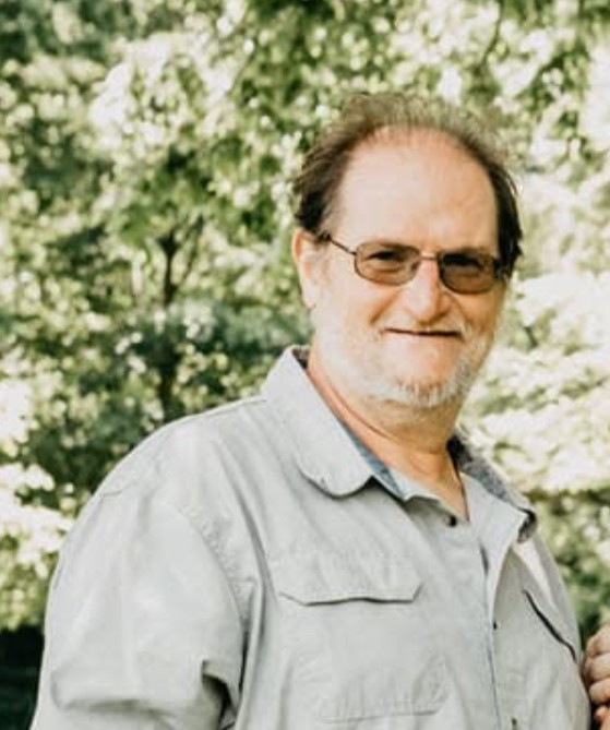 Robert Arnett, 61 - WTRE Radio